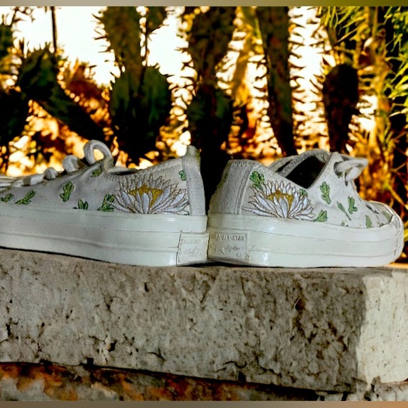 Converse | Shoes | Mens Converse Chuck 7 Low Embroidered Cactus Men ...